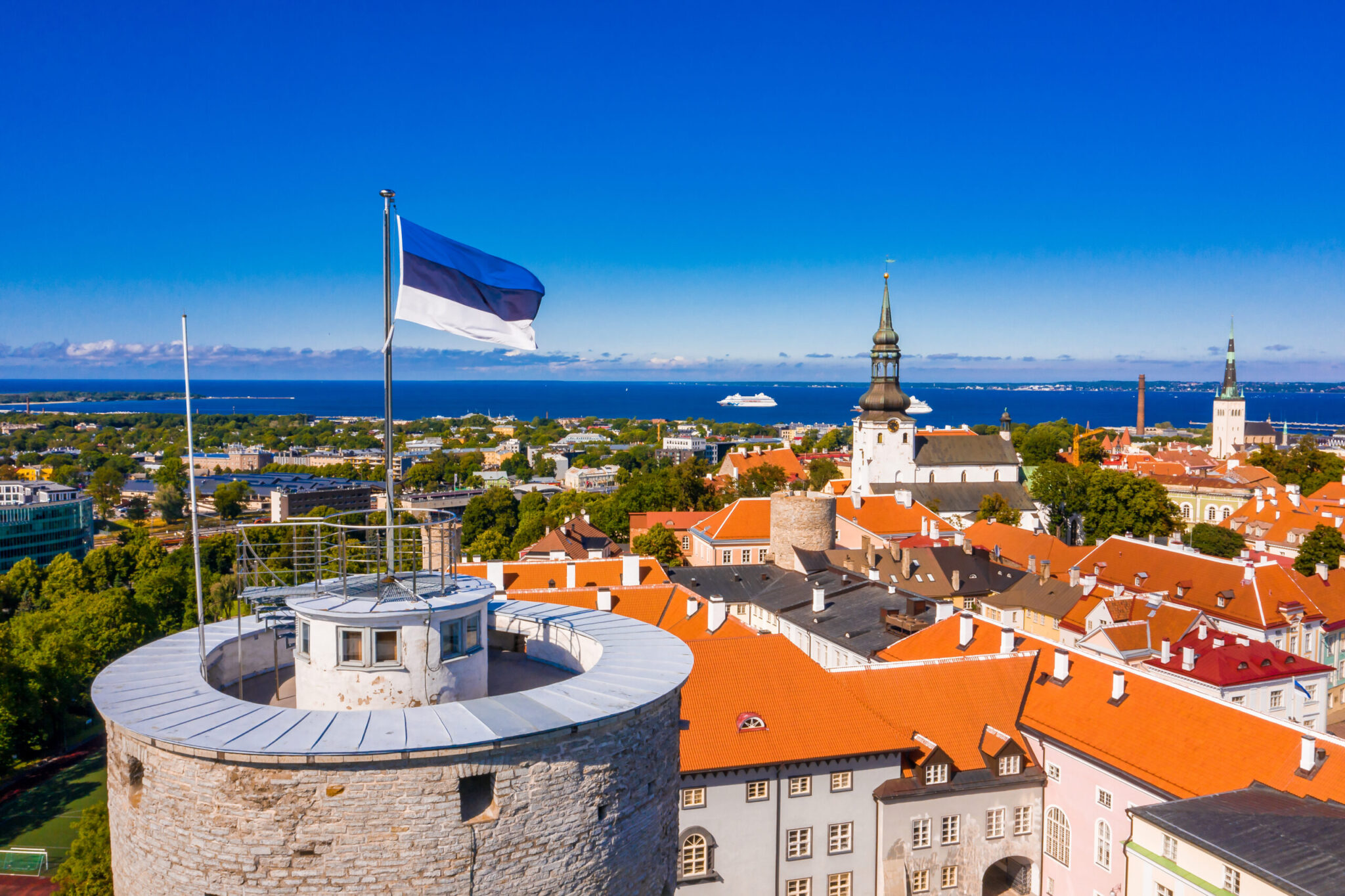 Living in Estonia: The Ultimate Expat Guide - VANonsite